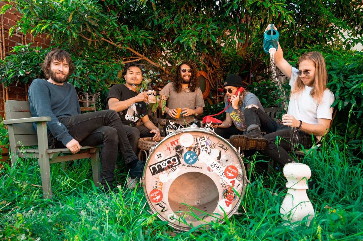 Psychedelic Porn Crumpets: “Fronzoli” Album Review | Perth rockers ...